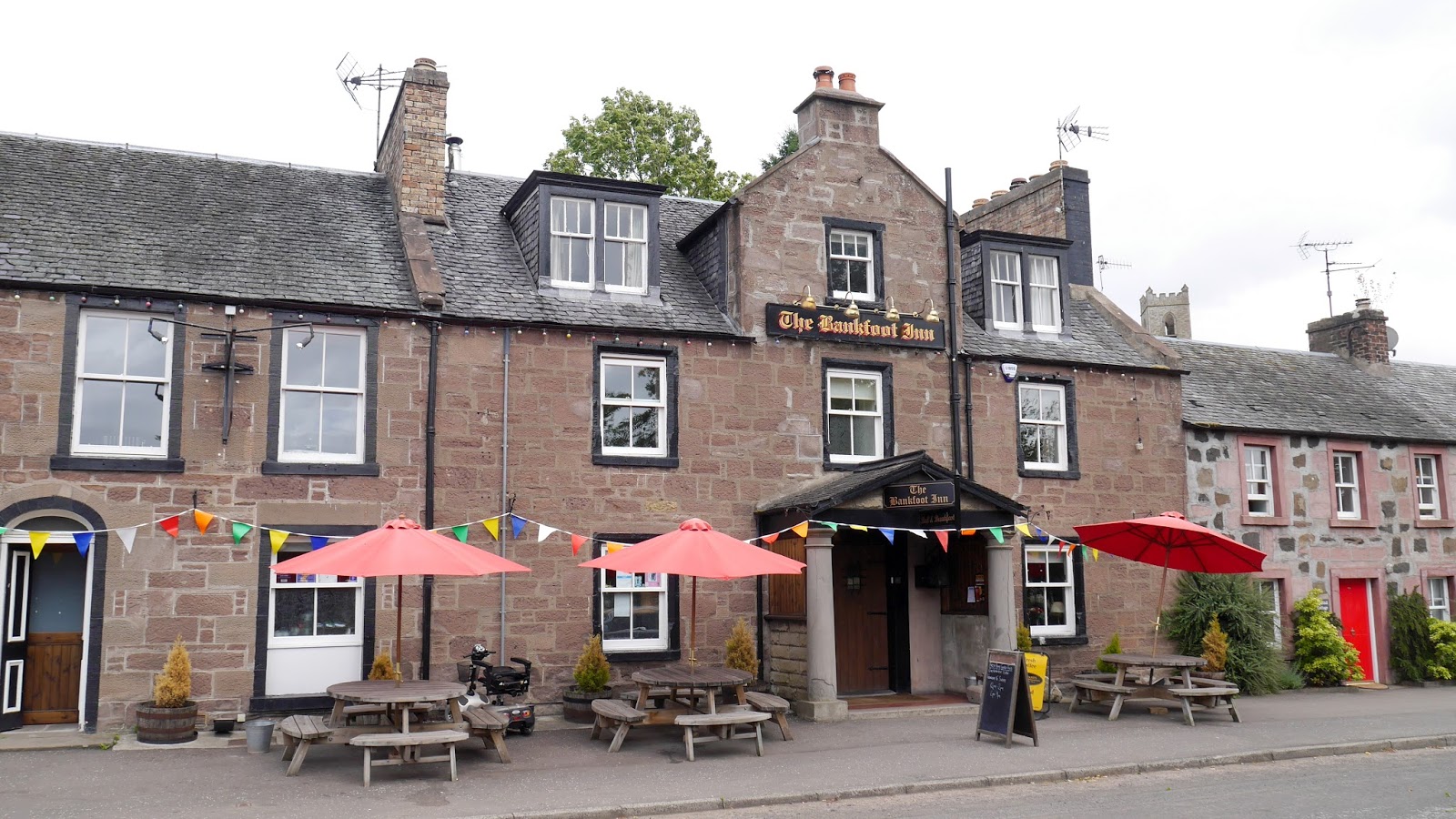 Walking and Crawling: A loop around Perth and Bankfoot: 3rd August 2013