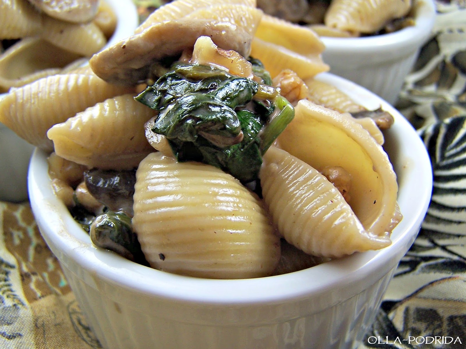 Olla-Podrida: Pasta Florentine