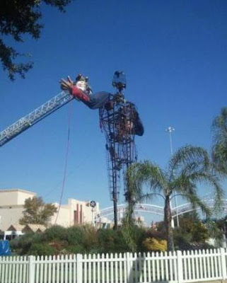Acceleration: Iconic Big Tex burns down in his Diamond Jubilee year!