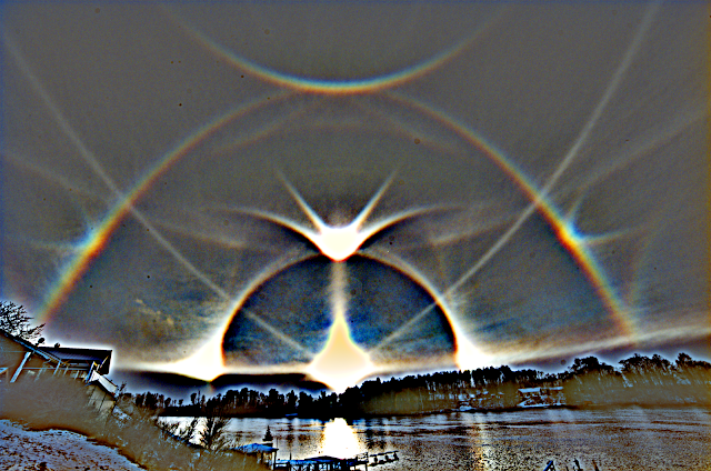 The Halo Vault: Complex Halo Display, Borlänge, Sweden