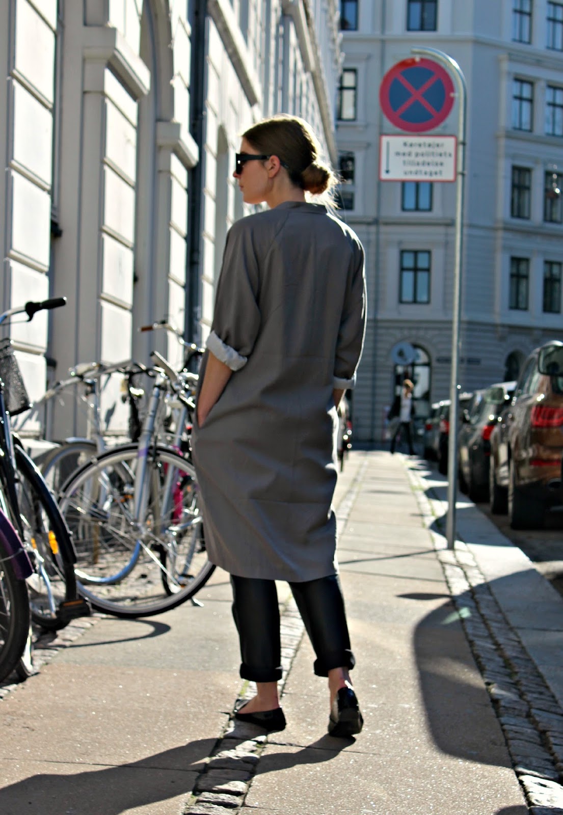 Outfit: Oversized Grey Jacket | Style Trunk