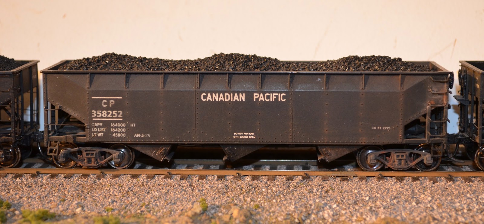 KETTLE VALLEY MODEL RAILWAY: COAL ON THE KETTLE: HOPPER CARS