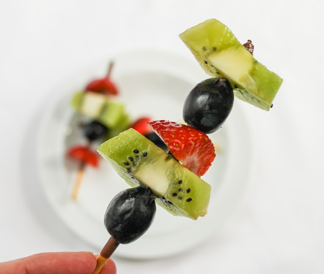 eat like you love yourself: Fruit Kebabs