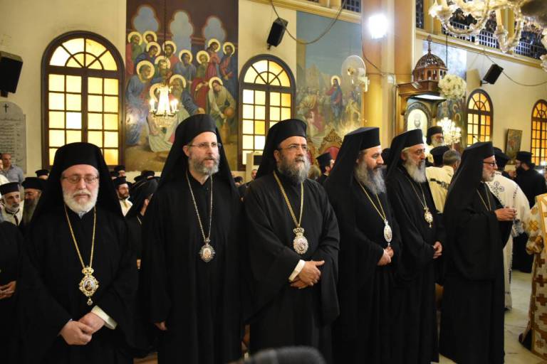 Ιδιωτική Οδός: ΟΡΙΣΤΗΚΕ Η ΕΝΘΡΟΝΙΣΗ ΤΟΥ ΜΗΤΡΟΠΟΛΙΤΗ ΒΥΒΛΟΥ ΚΑΙ ΒΟΤΡΥΩΝ ...