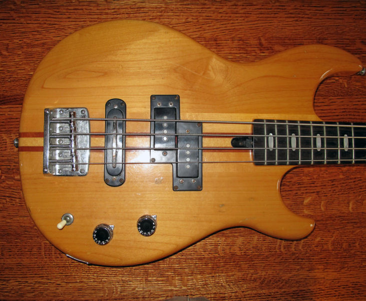 Smiths On Guitar: Andy Rourke's Gear