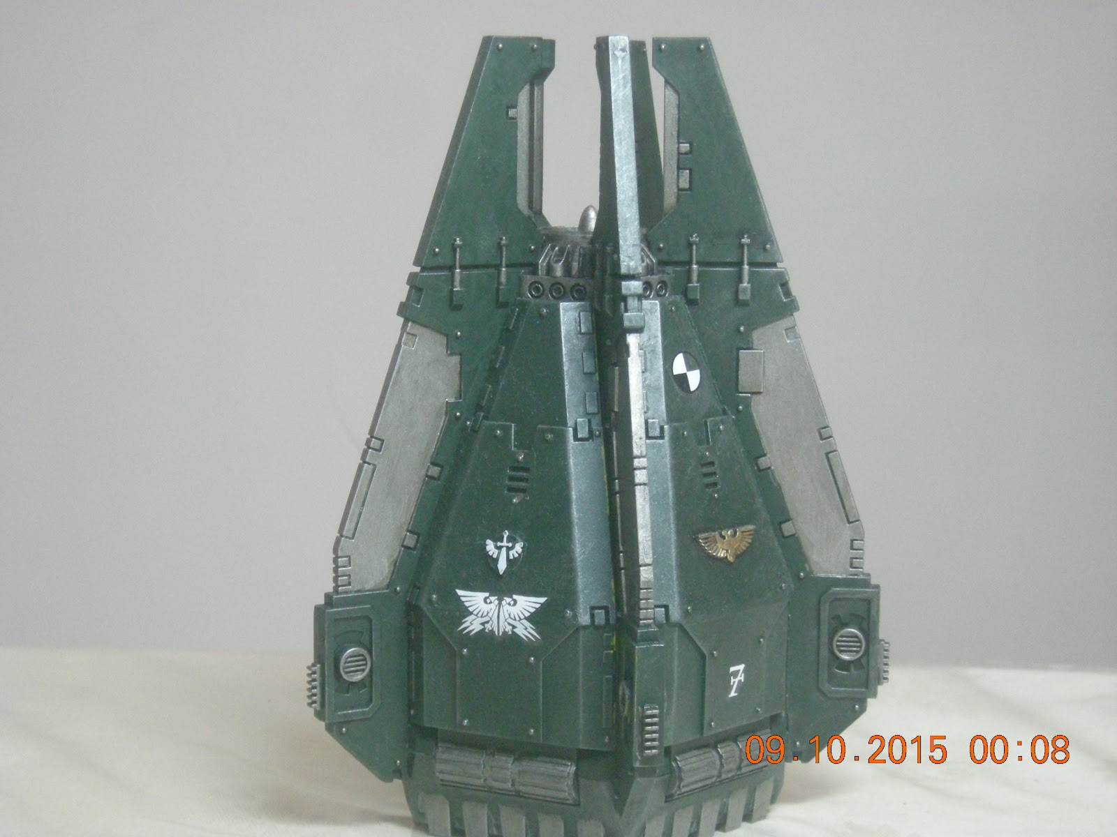 Dark Gathering: Warhammer 40K: Drop pod