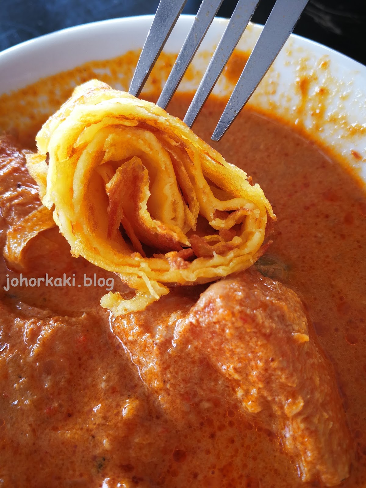 Breakfast at Grace's Mama Nyonya. Desa Tebrau |Tony Johor Kaki Travels ...