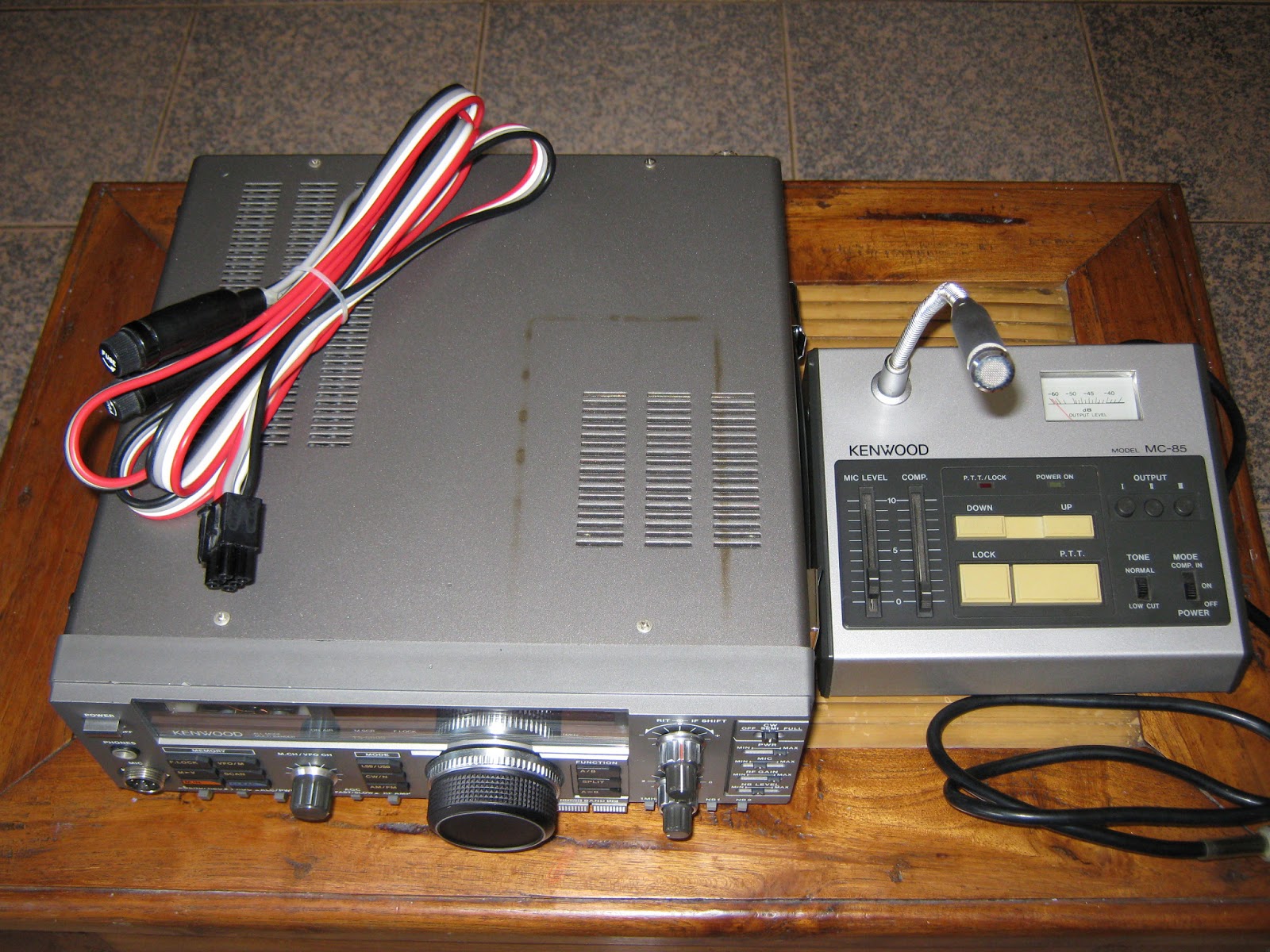 GERNAR ELEKTRONIK: ***SUDAH TERJUAL***HF KENWOOD TS-680S + DESKMIC ...
