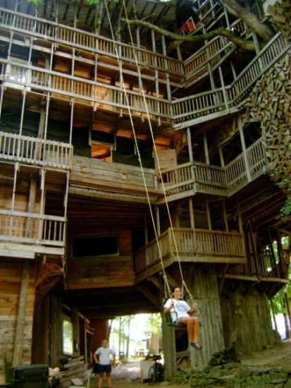 Worlds tallest tree house, Crossville Photos | Photobundle