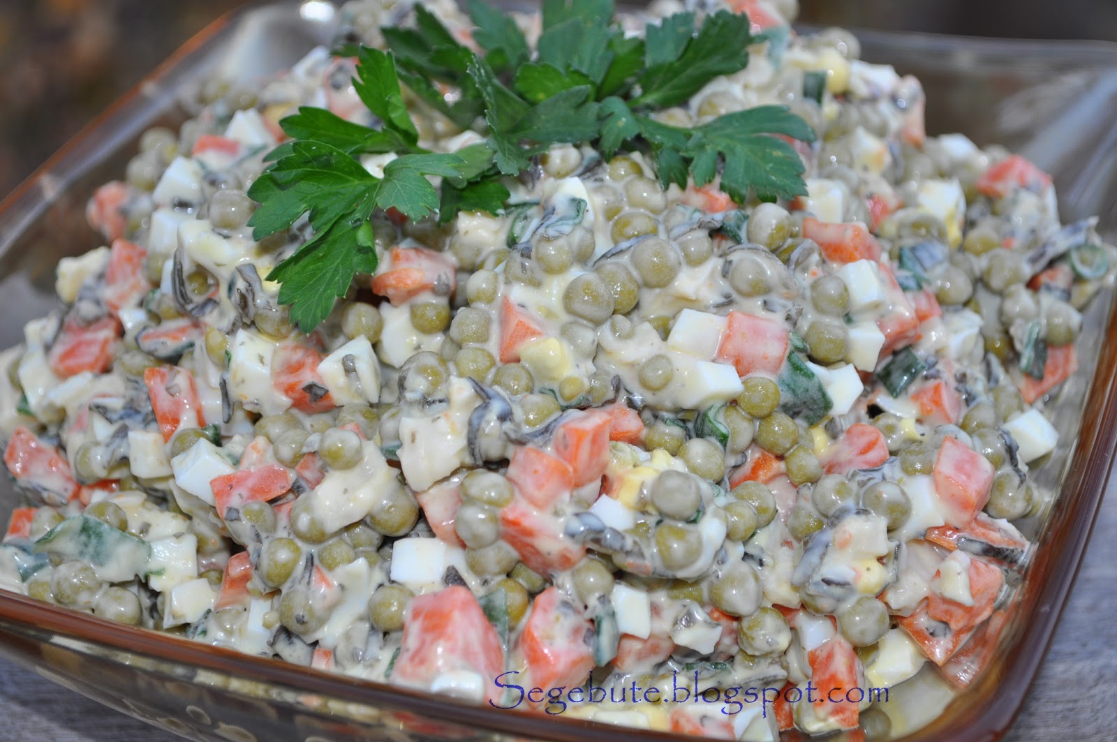 SEGEBUTĖS UŽRAŠAI: Mišrainė "Sachalinas"