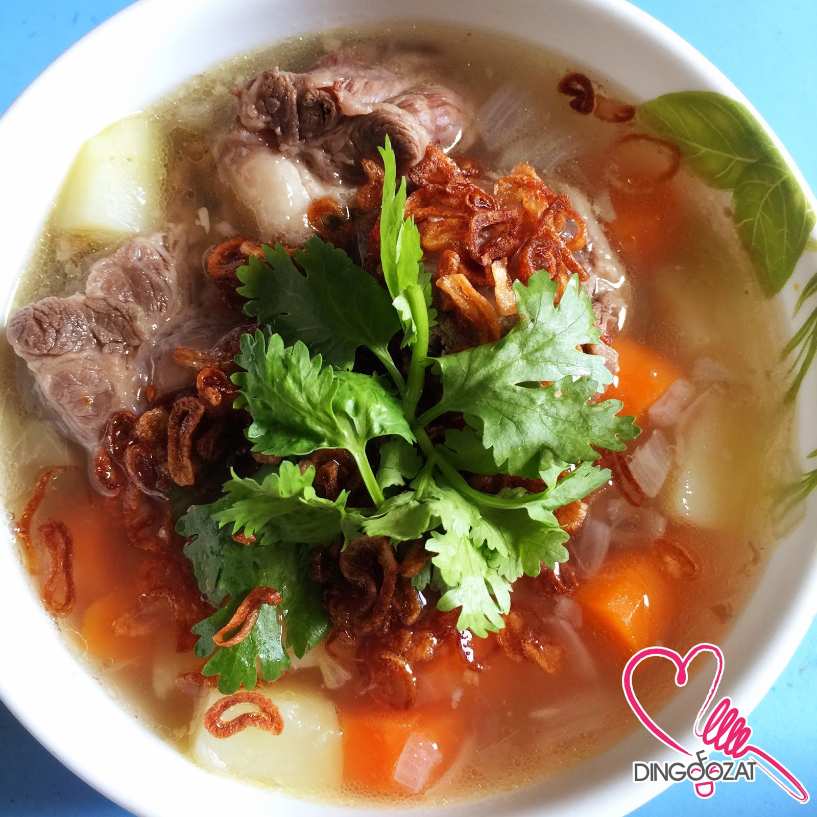 Miki's Food Archives : Indonesian Oxtail Soup (aka Sup Buntut ...