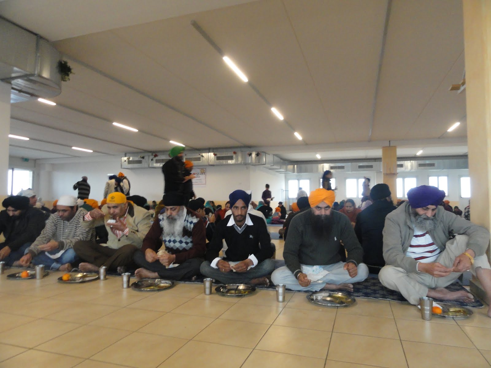 Sikhs India - Online Sikh News Channel: Visit to Sri Kalgidhar Sahib ...