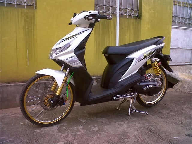 Gambar Modifikasi Honda Beat Putih Jari Jari Pelek 17 Terbaru 2014