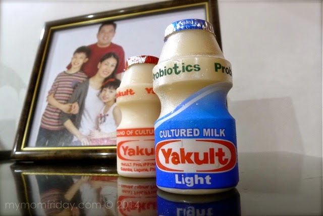 My Mom-Friday: Mom-Grocer: Yakult Light Everyday