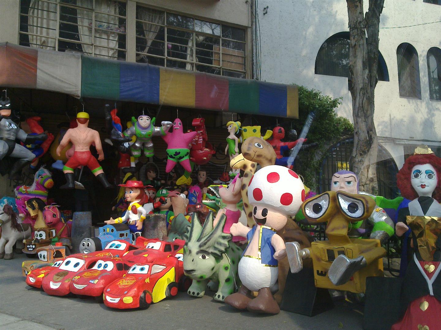 The Cyber machine: Piñatas Galore