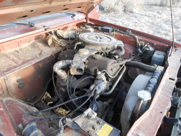 1983 Mazda B2000 Sundowner Camper Topper - RV & Camper