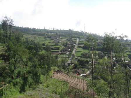 Desa Wisata Samiran: Pos Pengamatan Uga - Desa Samiran, Boyolali