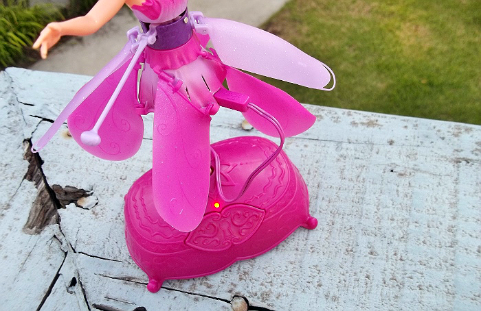 Momma Told Me: @SpinMasterToys: Flutterbye Flying Fairy Review- 2013 ...