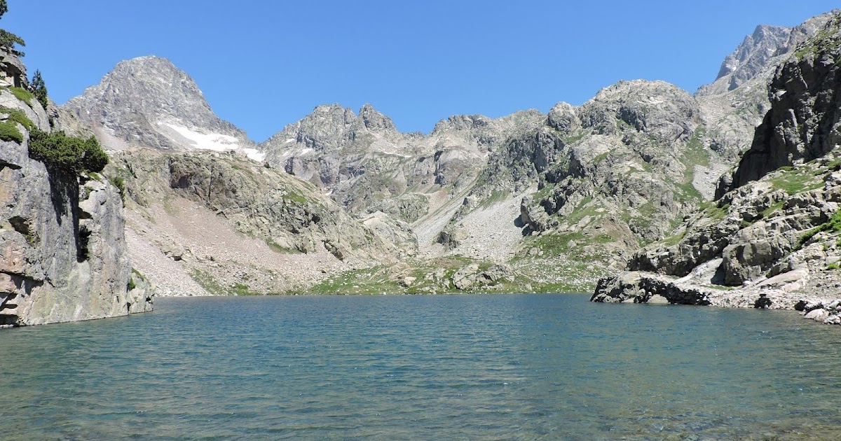 Ibones de Arriel desde la Sarra