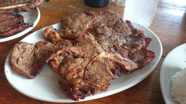 Maya Banana: Steaks at Snackaroo