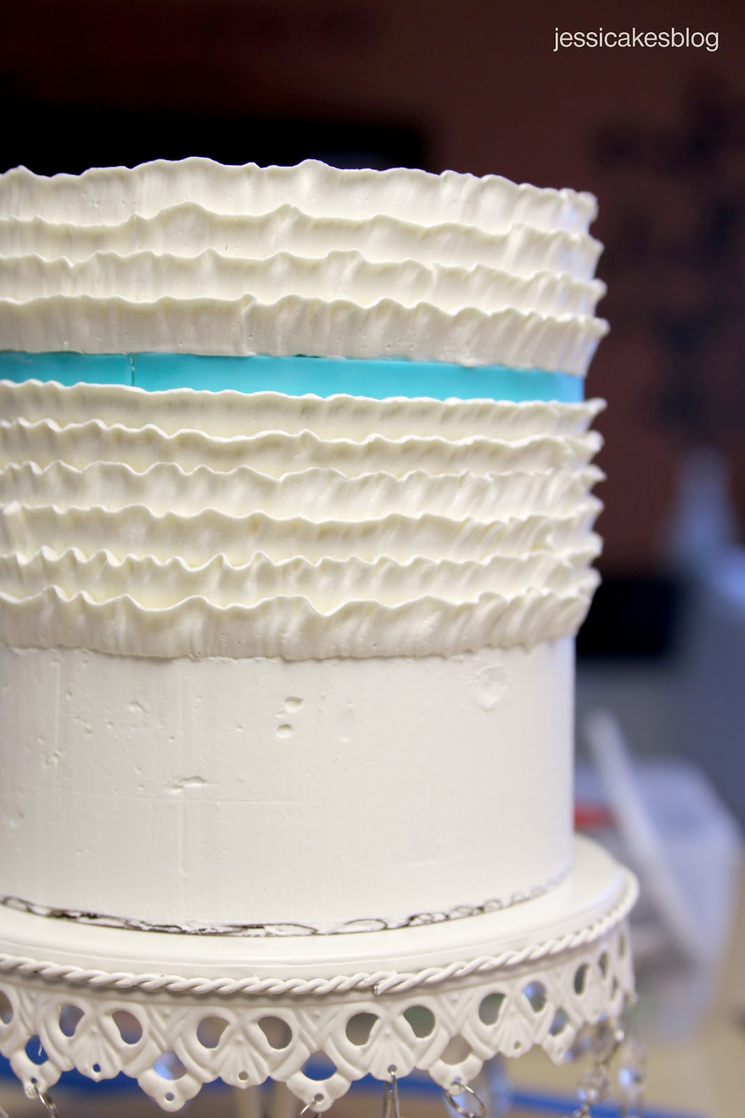 Buttercream Ruffles Cake Tutorial