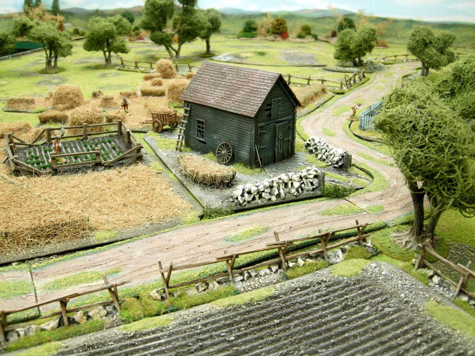 Wargaming with Silver Whistle: Renedra & Perry Miniatures Plastic Buildings