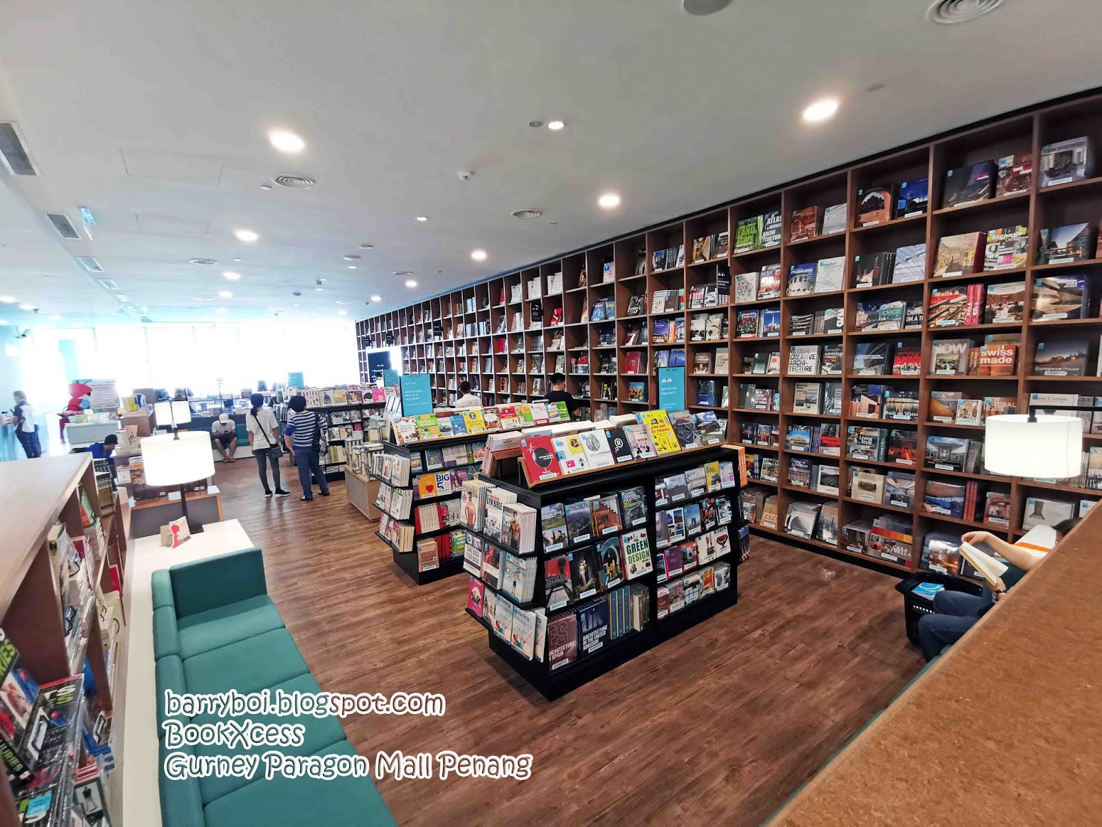 BookXcess Opens at Gurney Paragon Mall, Penang