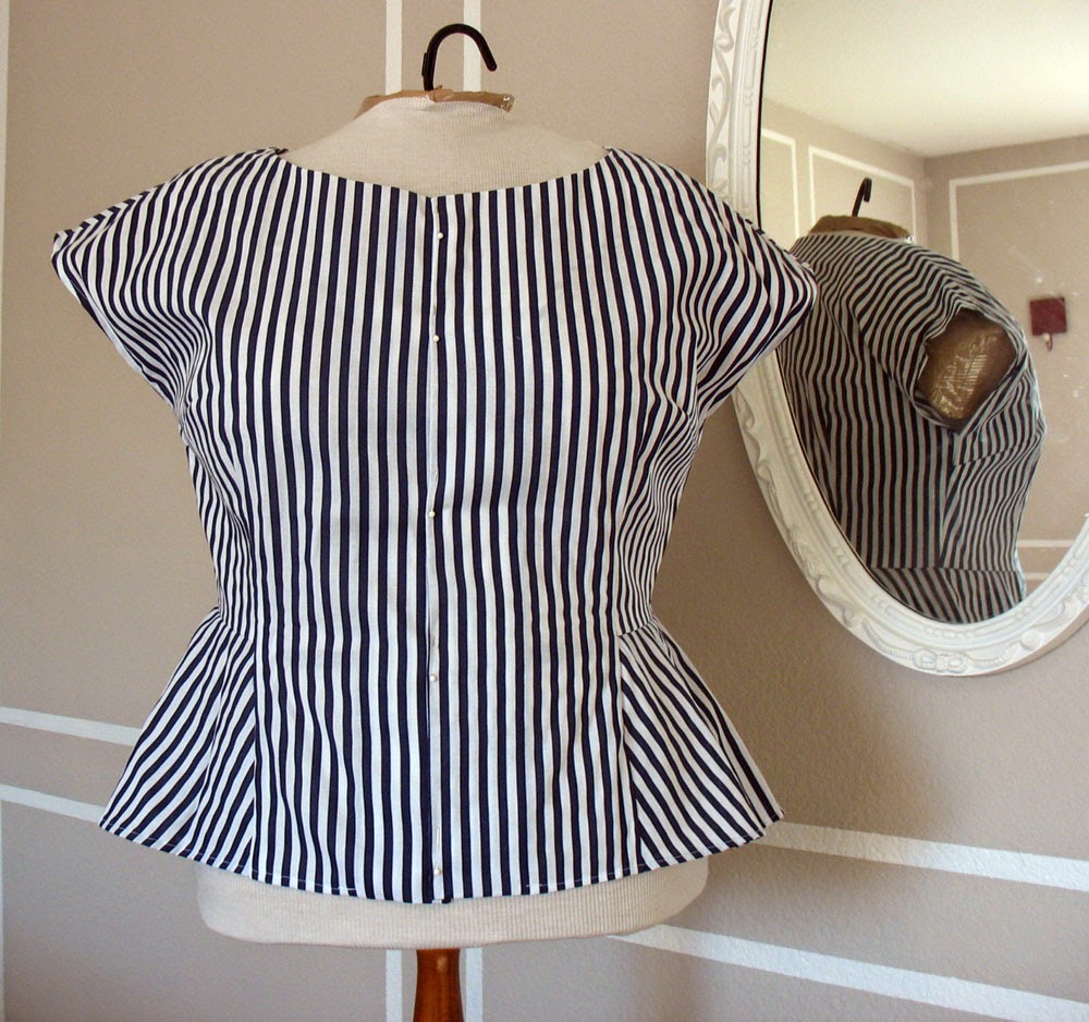 Aux Belles Choses: Striped Peplum Blouse - Simplicity 1590