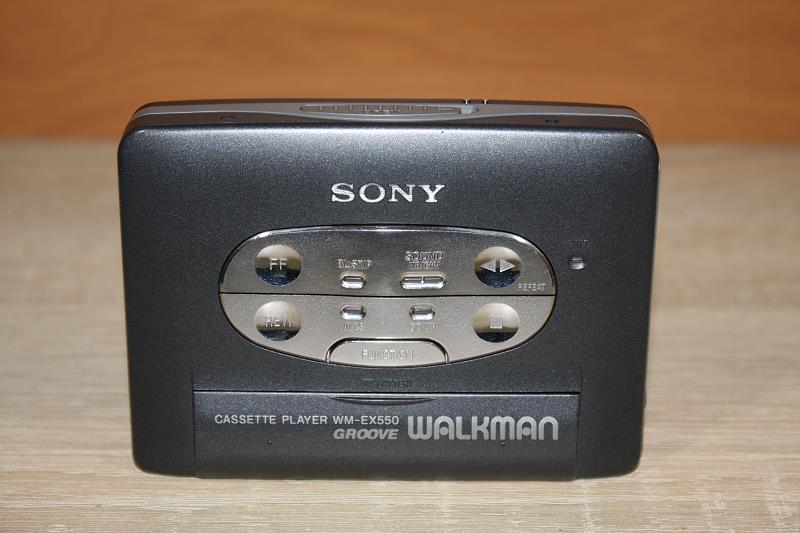 Sony WM-EX550