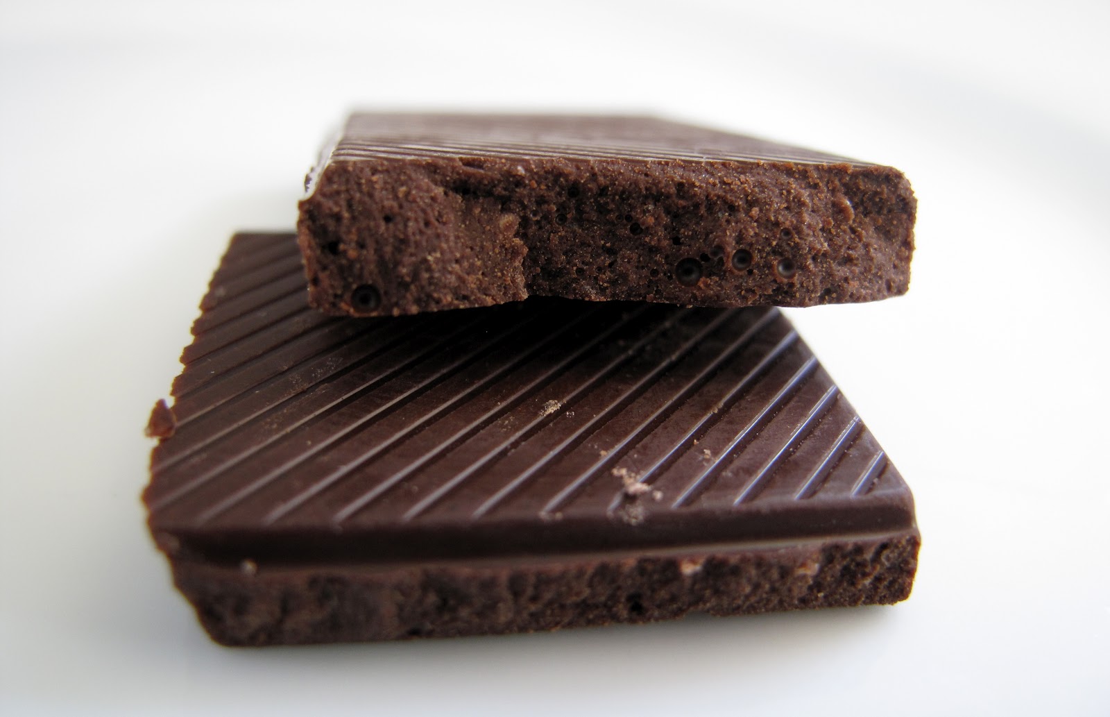 The Laziest Vegans in the World: Vegan Chocolate Bar Round Up