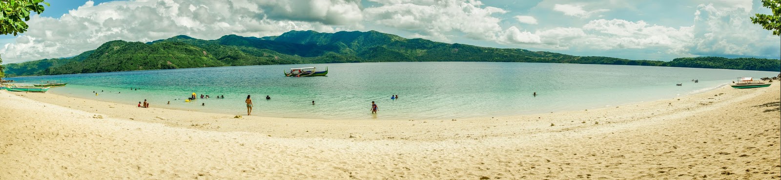 A travel-junkie,writer-wanna-be mother's diary : Atulayan Island ...