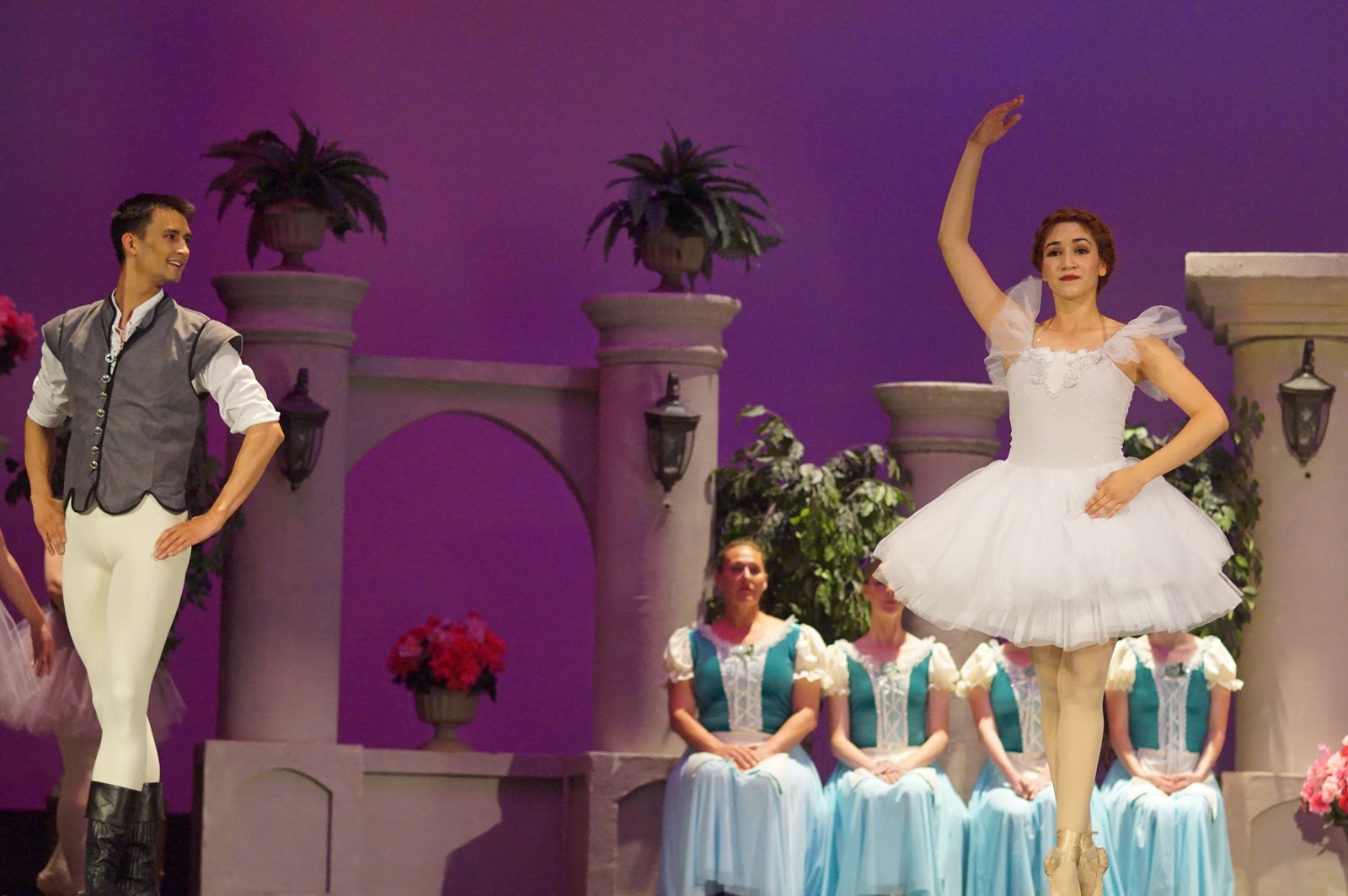 En Pointe School of Ballet: Performance Gallery