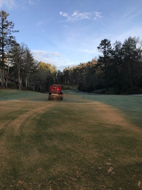 Highlands Country Club Agronomy: Fairway Topdressing