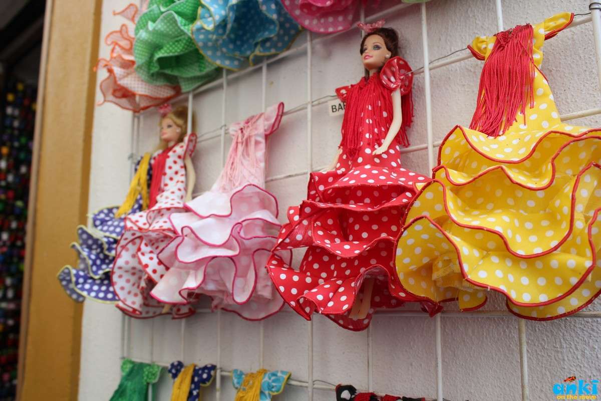 What to wear in Spain: 10 Useful Do’s and Don’ts - Style On The Move