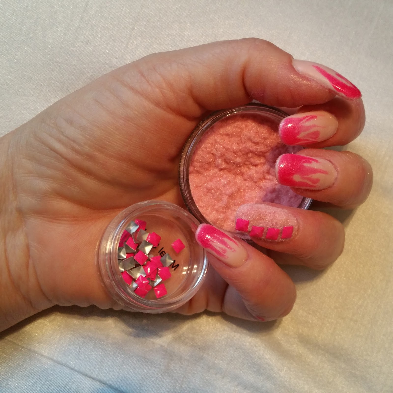 Nailways: PHOENIX FROM THE FLAMES UV GEL NAIL ART