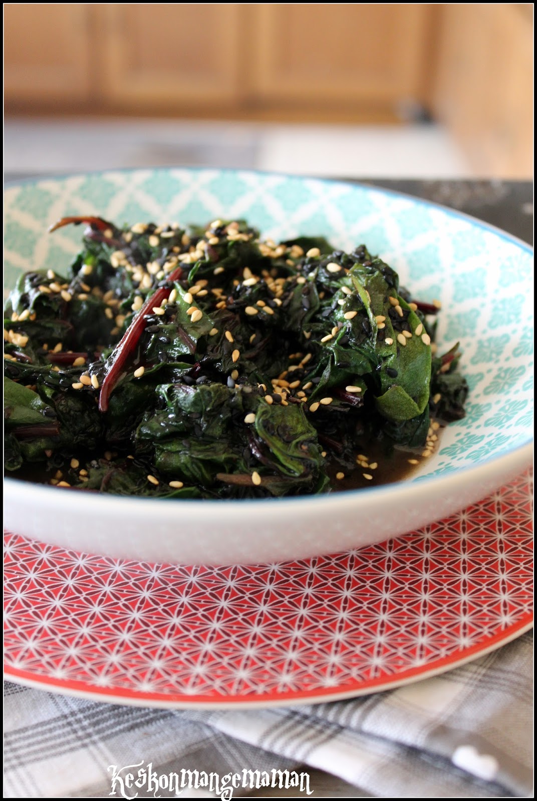 Keskonmangemaman?: Feuilles de betterave sautées au wok aux deux sésames