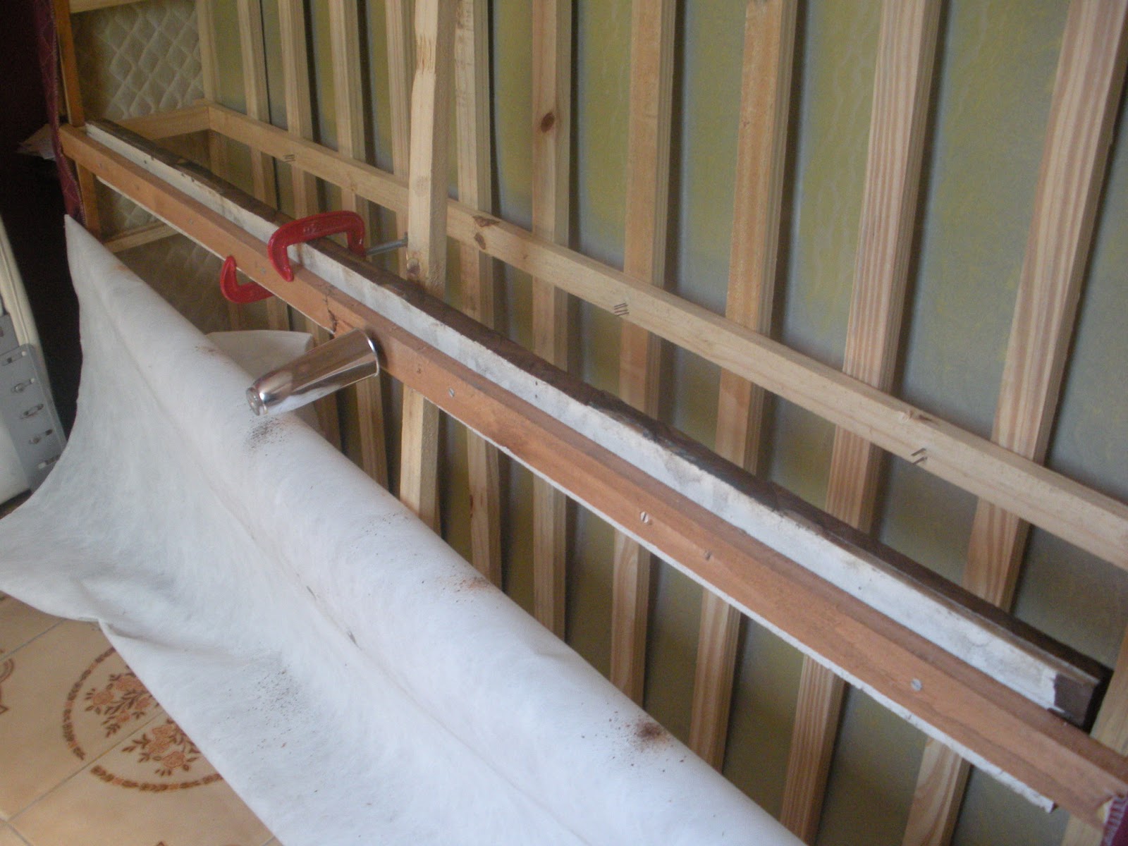 Refazendo Minha Casa: Consertando a Base da Cama (a cama quebrou)