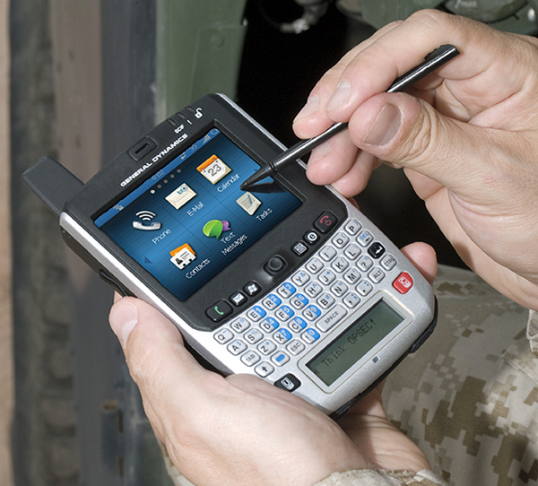 Electrospaces.net: How Obama's BlackBerry got secured