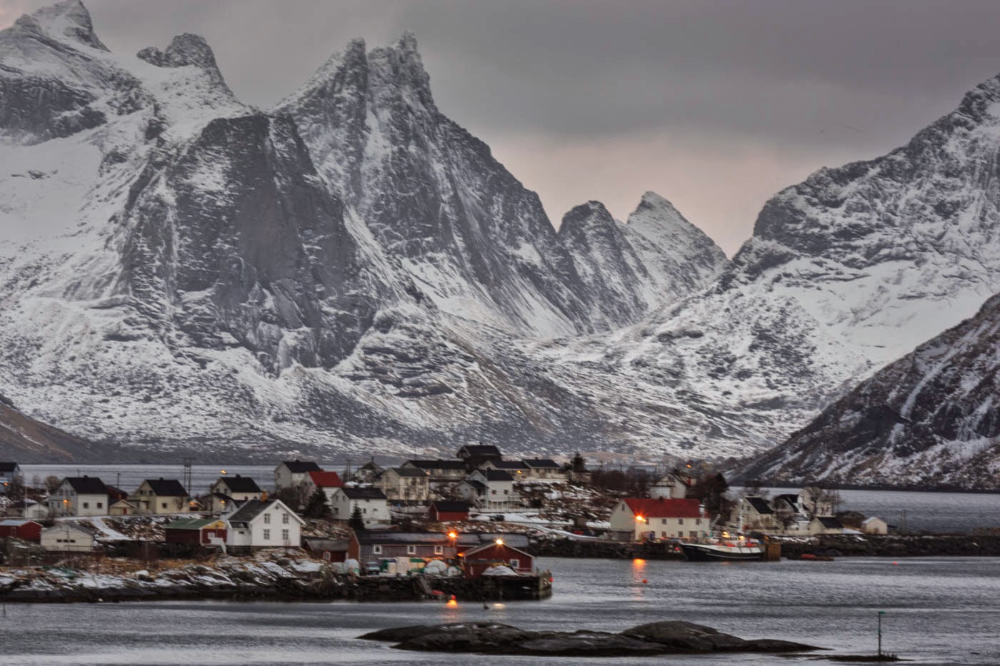 Moore Photography: Leknes