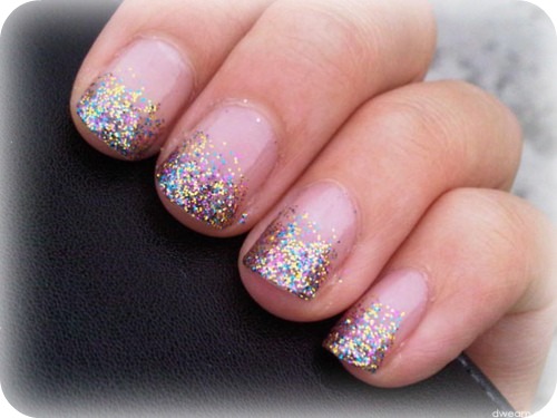 Bella 406: Frosted Nail Art: A Tutorial