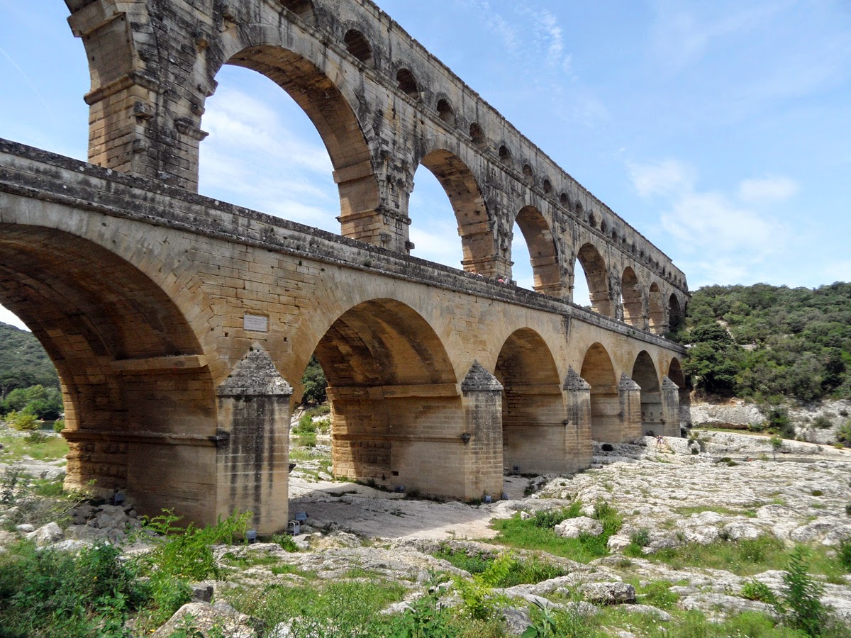 The Happy Pontist: French Bridges: 7. Pont du Gard