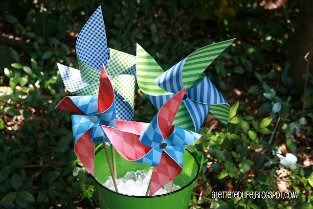 A Lettered Life: Pinwheels and a Tutorial