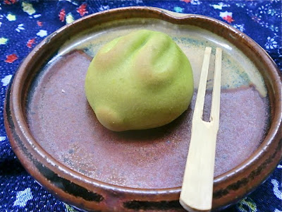 my wagashi chronicles: moon-viewing festival (more rabbit manju)