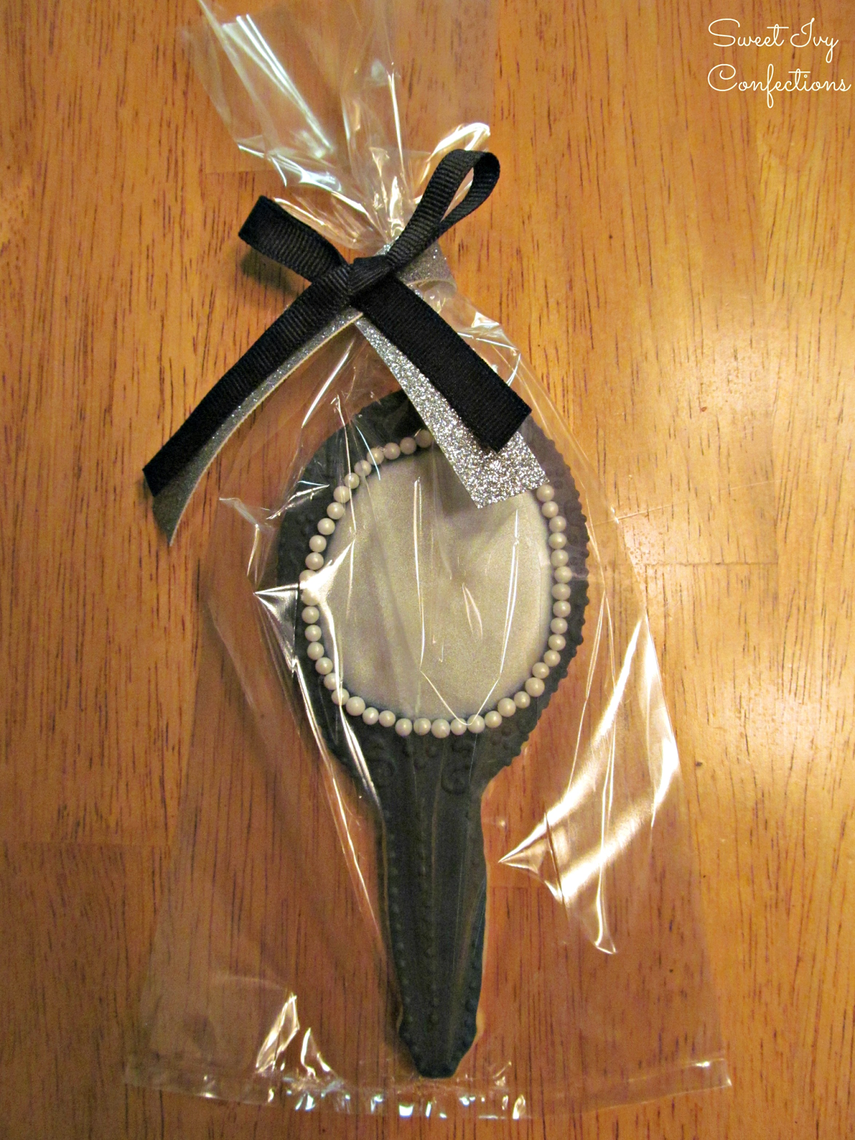 Sweet Ivy Confections: Mirror Cookies...