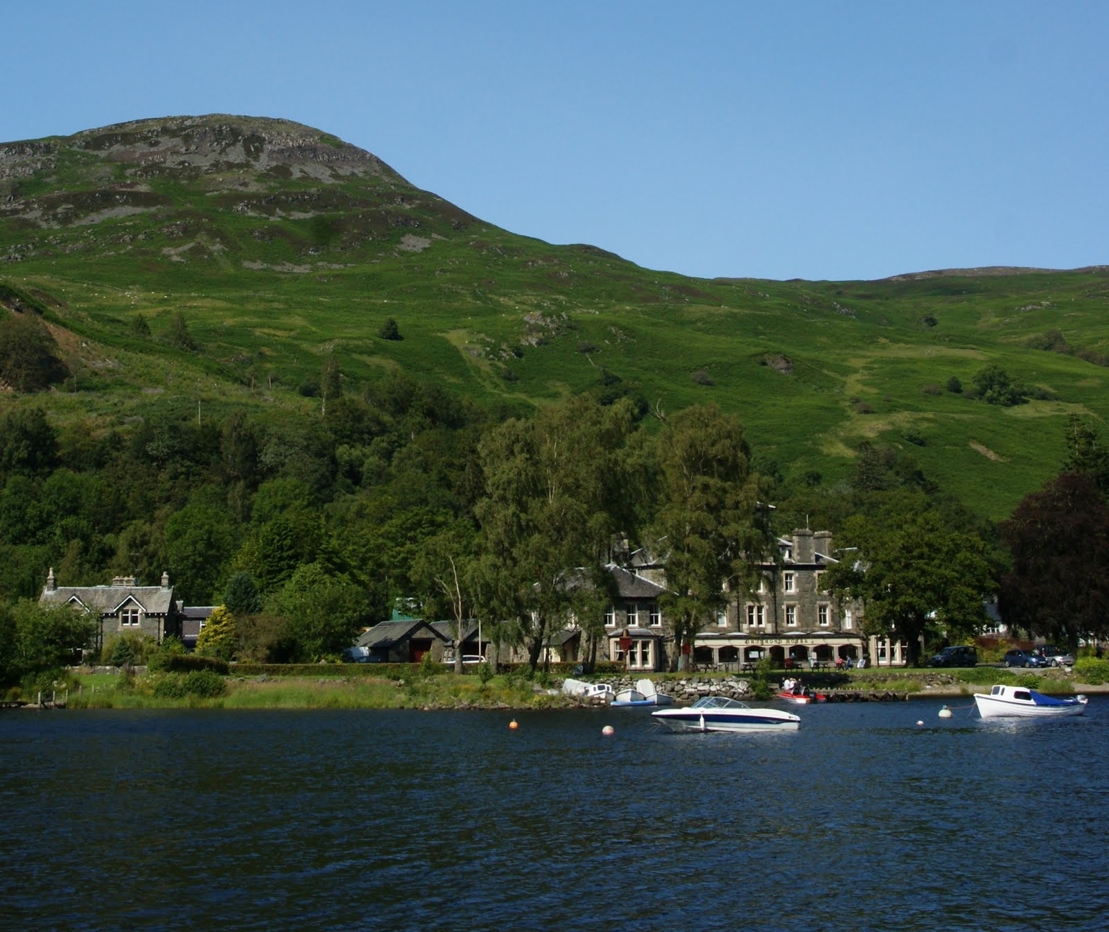 Tour Scotland: Tour Scotland Photograph St Fillans Perthshire July 23rd