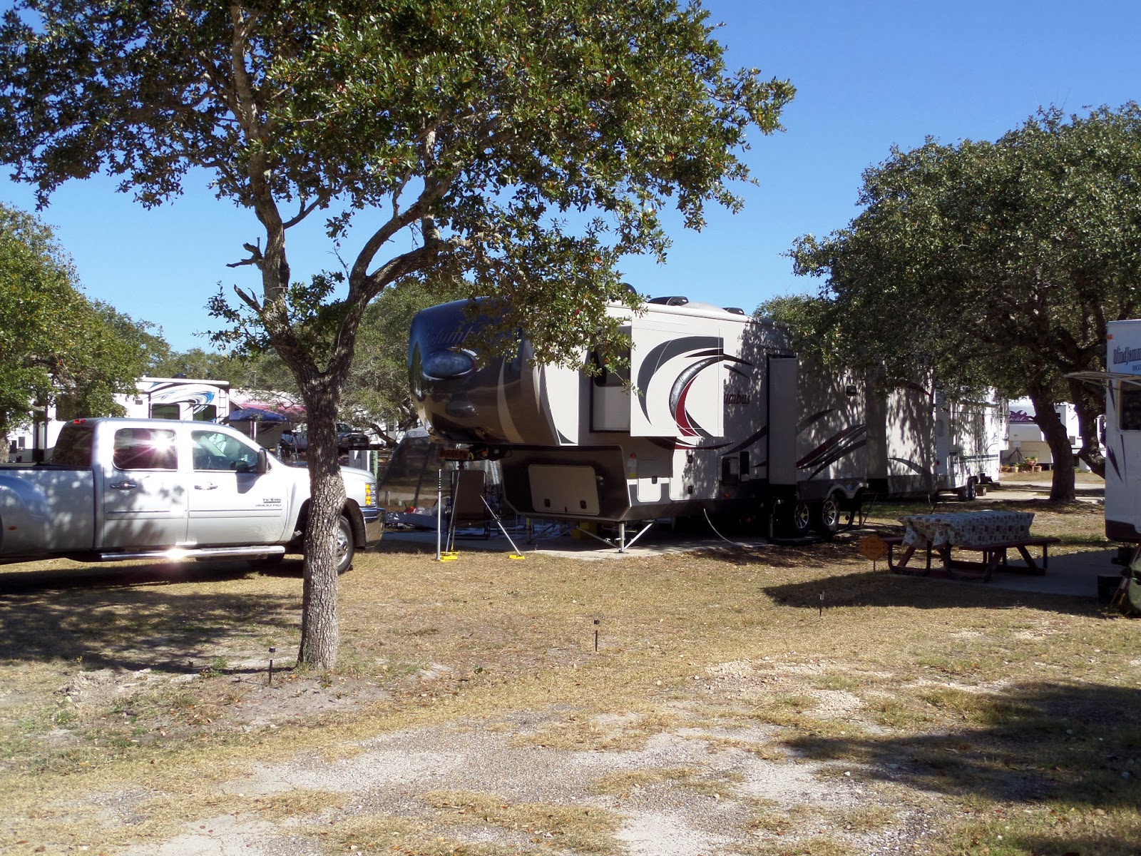 Cummings...and goings...: Bay View RV Resort, Rockport, TX - December ...