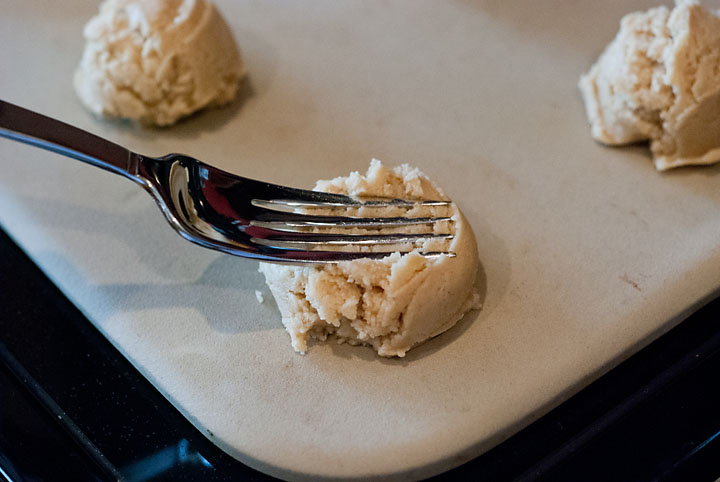 The Proverbs 31 Cook: Welfare Peanut Butter Cookies