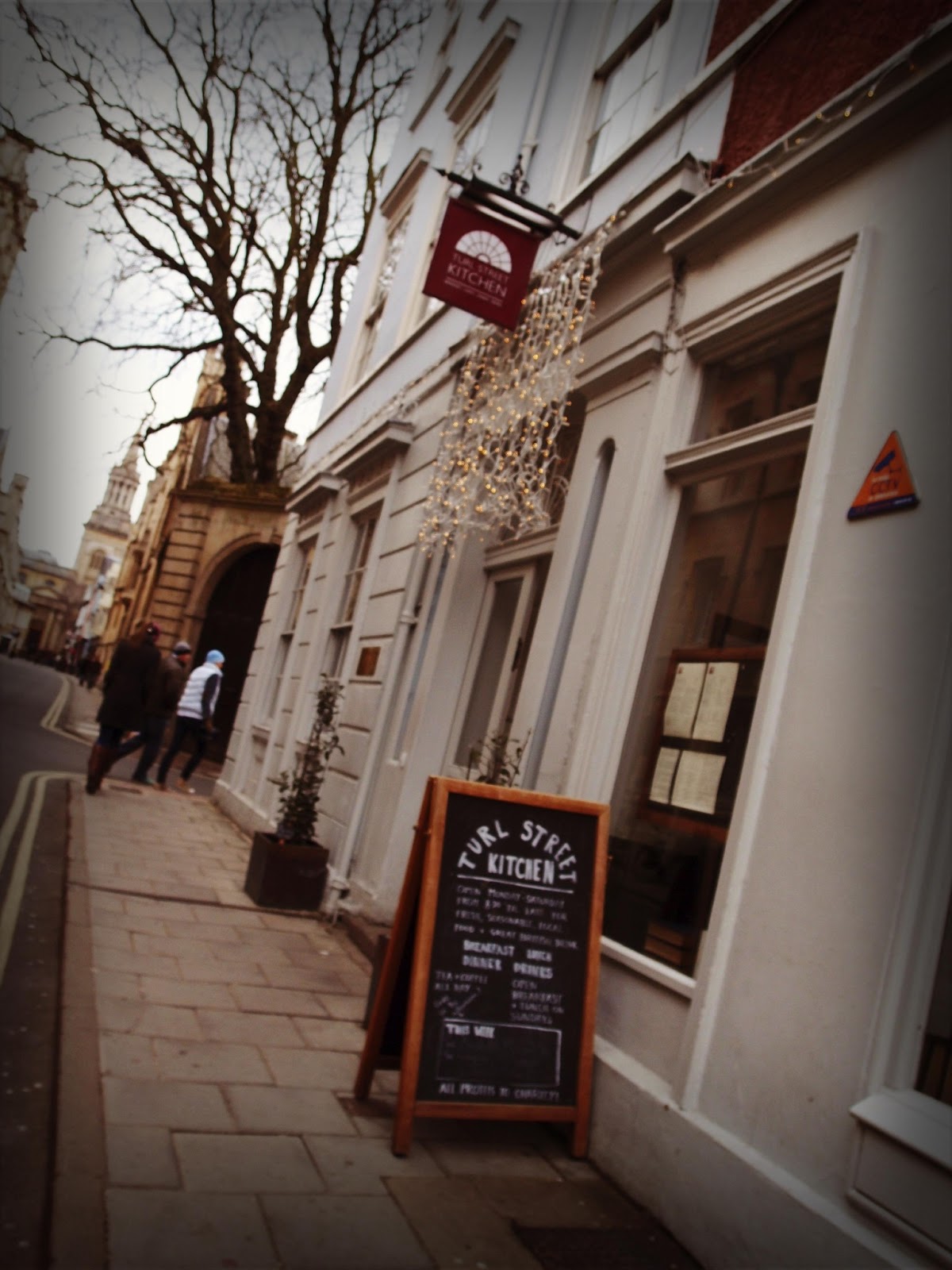 She must be in a Cafe!!!〜イギリス カフェ探訪〜: Turl Street Kitchen