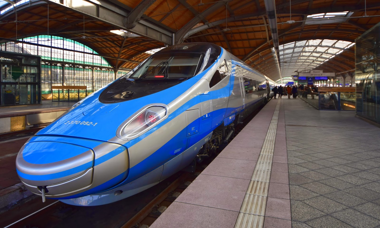 W-wa Jeziorki: My first ride on PKP's new Pendolino service