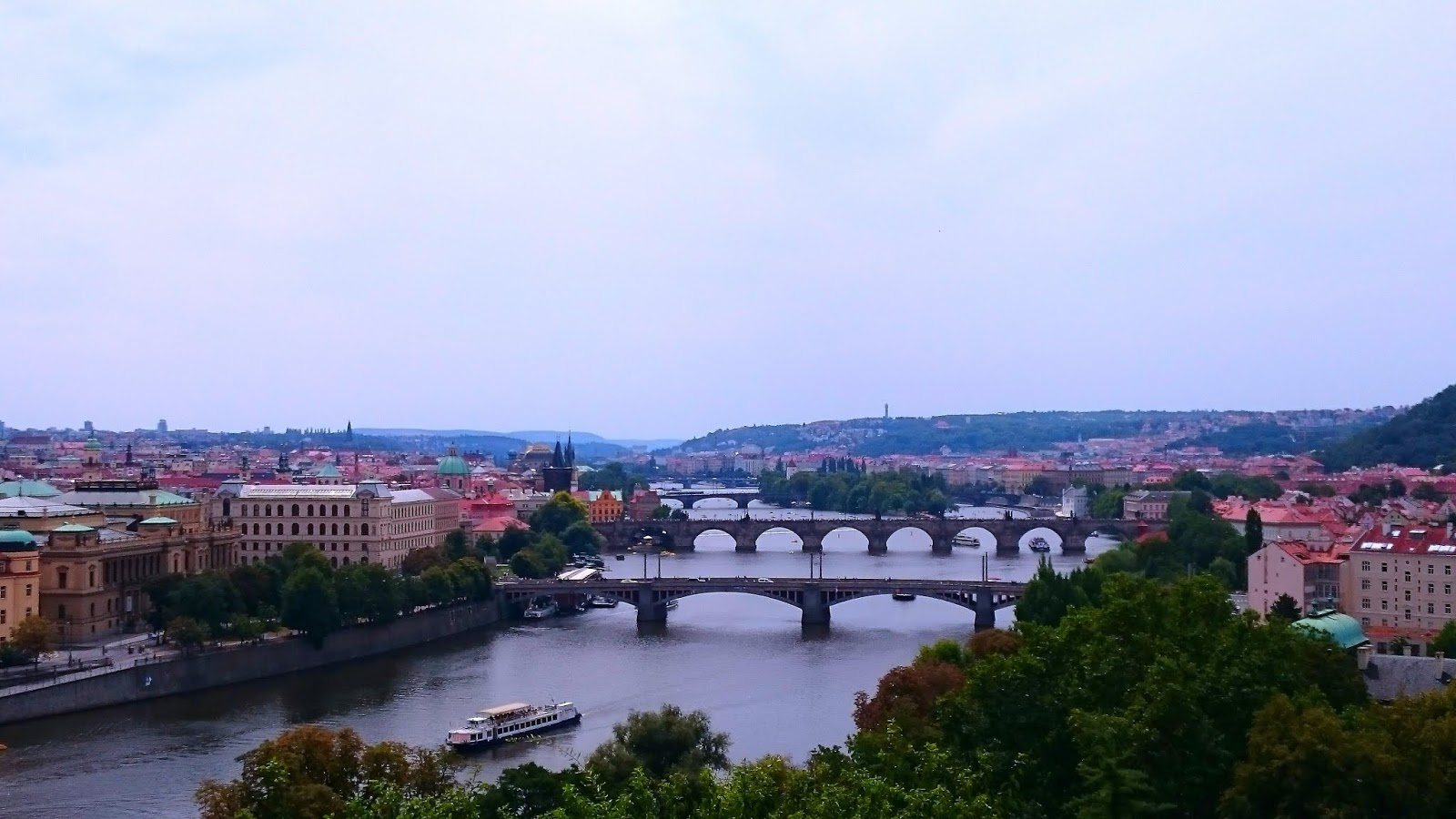 Namistelija: Hotellisuositus Prahaan!